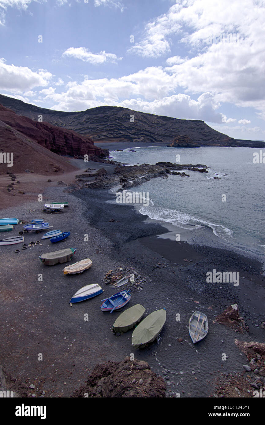 Red mountain coast beach montaña bermeja Stock Photo - Alamy