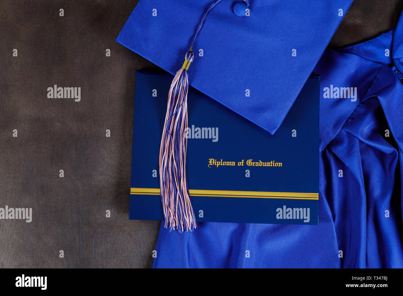 Graduation hat and diploma certificate front view graduate college ...