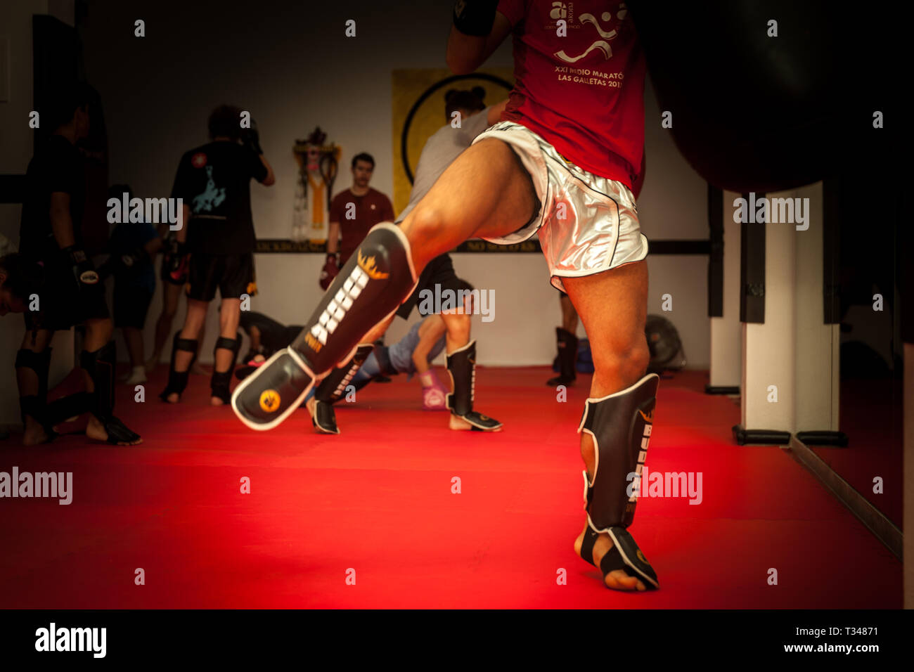 kick boxing training in a gym Stock Photo - Alamy