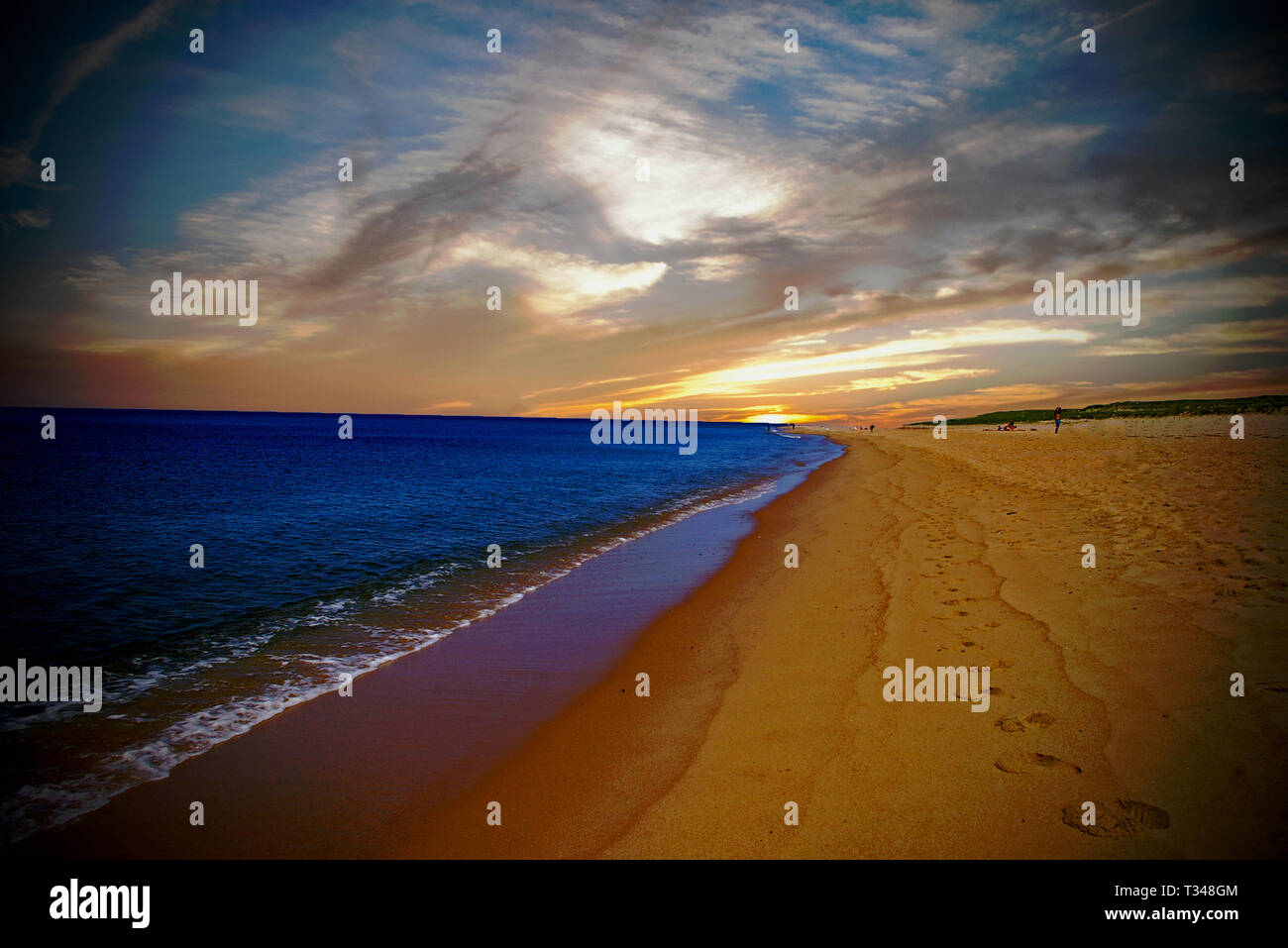 Sunrise cape cod national seashore hi-res stock photography and images ...