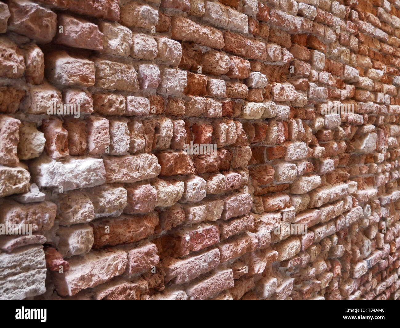 Weathered brickwork hi-res stock photography and images - Alamy