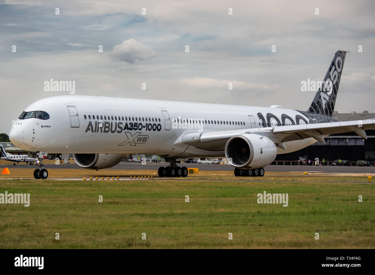 Airbus a 350 xwb | airbus a350 xwb sitzplan | XAKY