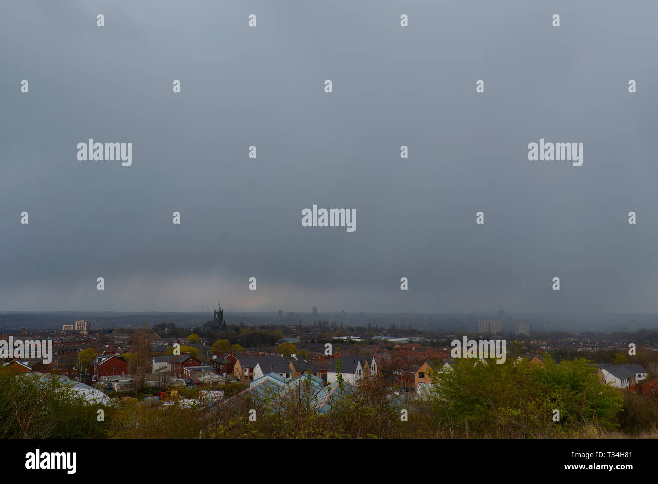 Leeds skyline plunged into darkness as a hail storm passes overhead ...