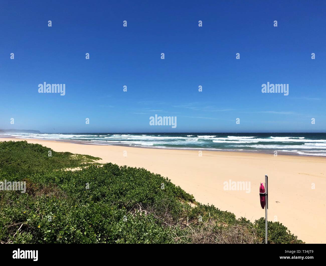 Empty wilderness landscape hi-res stock photography and images - Alamy