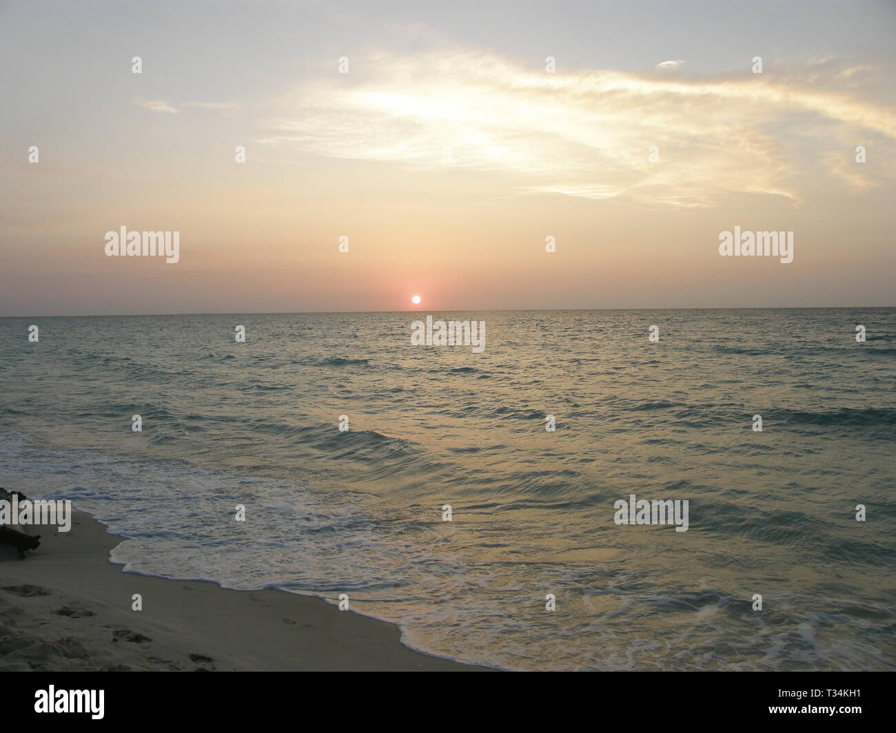 Sunset caribbean sea colombia hi-res stock photography and images - Alamy