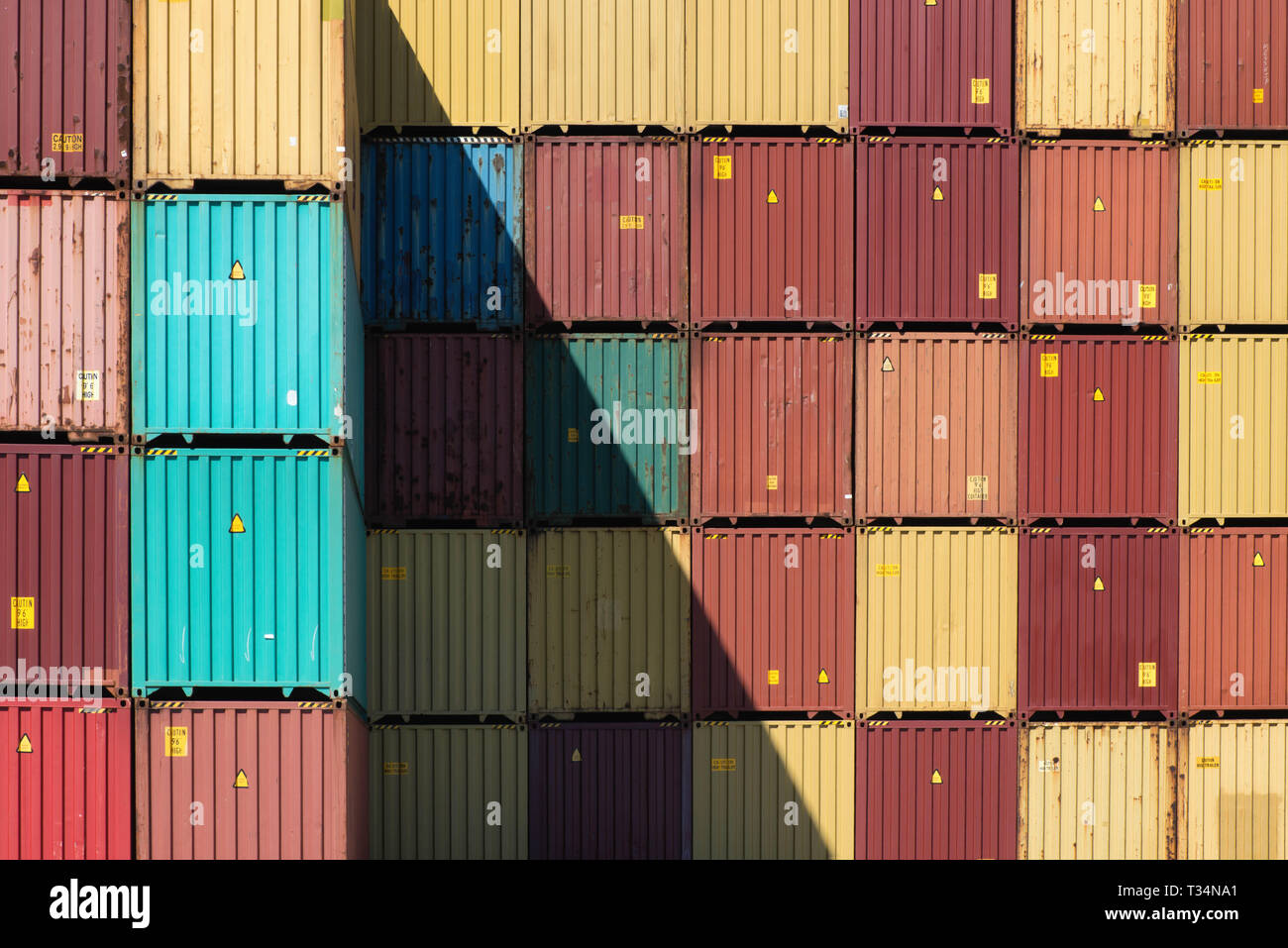 Stacked shipping containers hi-res stock photography and images - Alamy