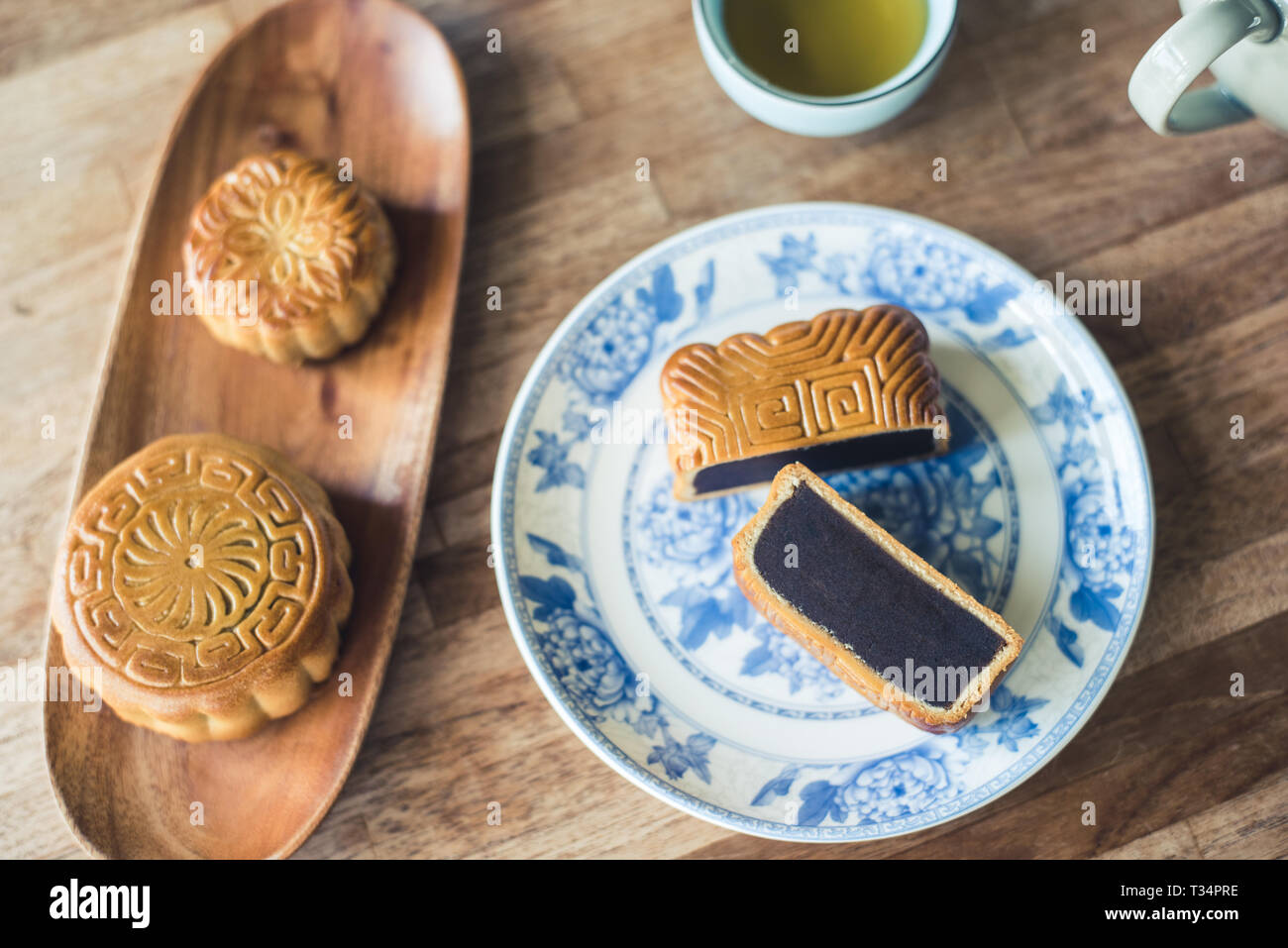 Chinese mid autumn festival hi-res stock photography and images - Alamy