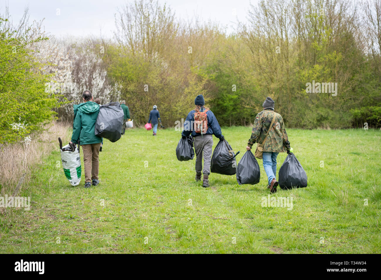 Keep environment clean hi-res stock photography and images - Alamy