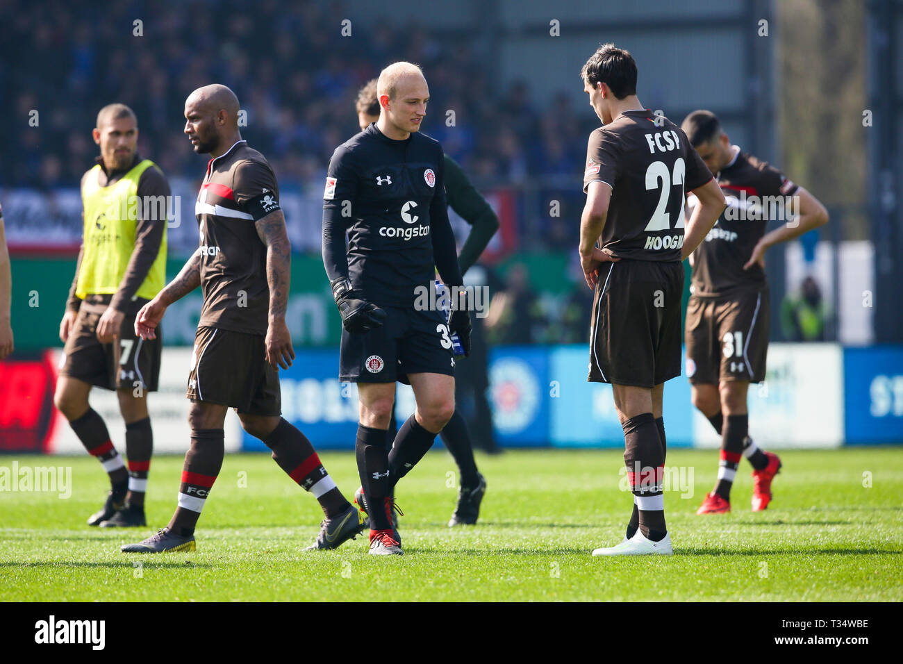 Kiel, Germany. 06th Apr, 2019. Soccer: 2nd Bundesliga, Holstein Kiel ...