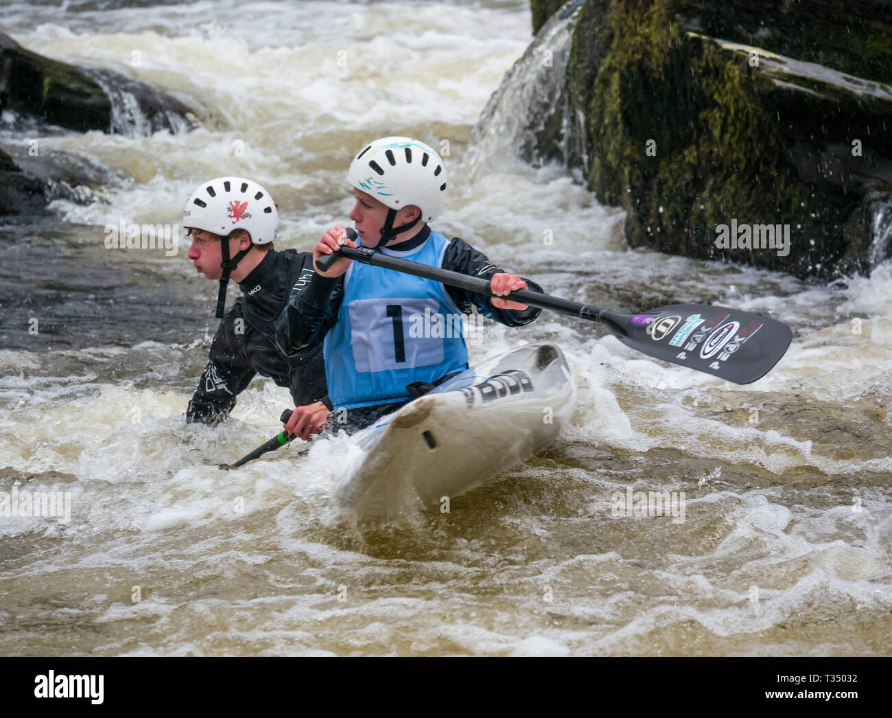 Two seater canadian canoe hi-res stock photography and images - Alamy