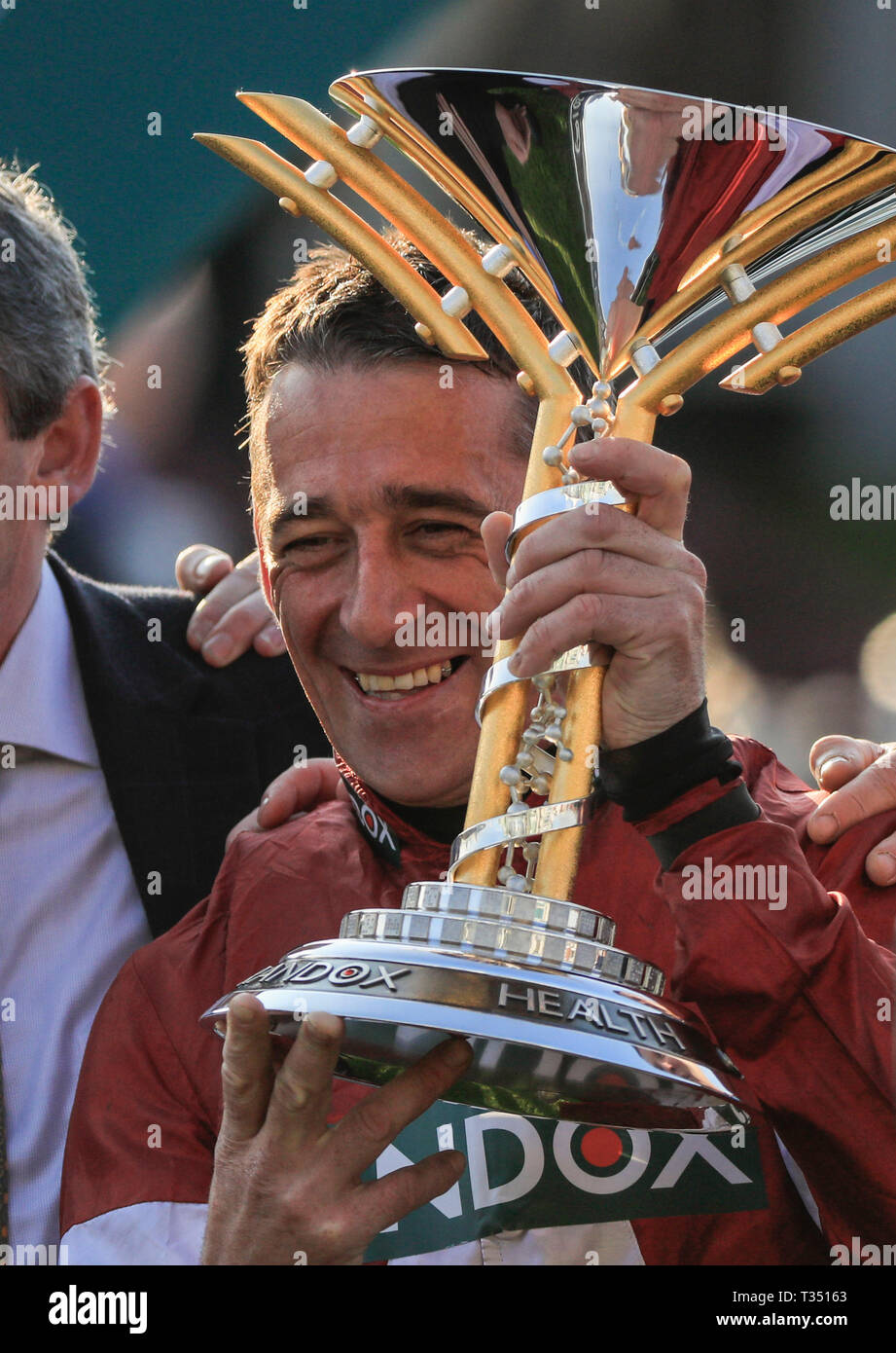 Winning jockey davy russell hi-res stock photography and images - Alamy