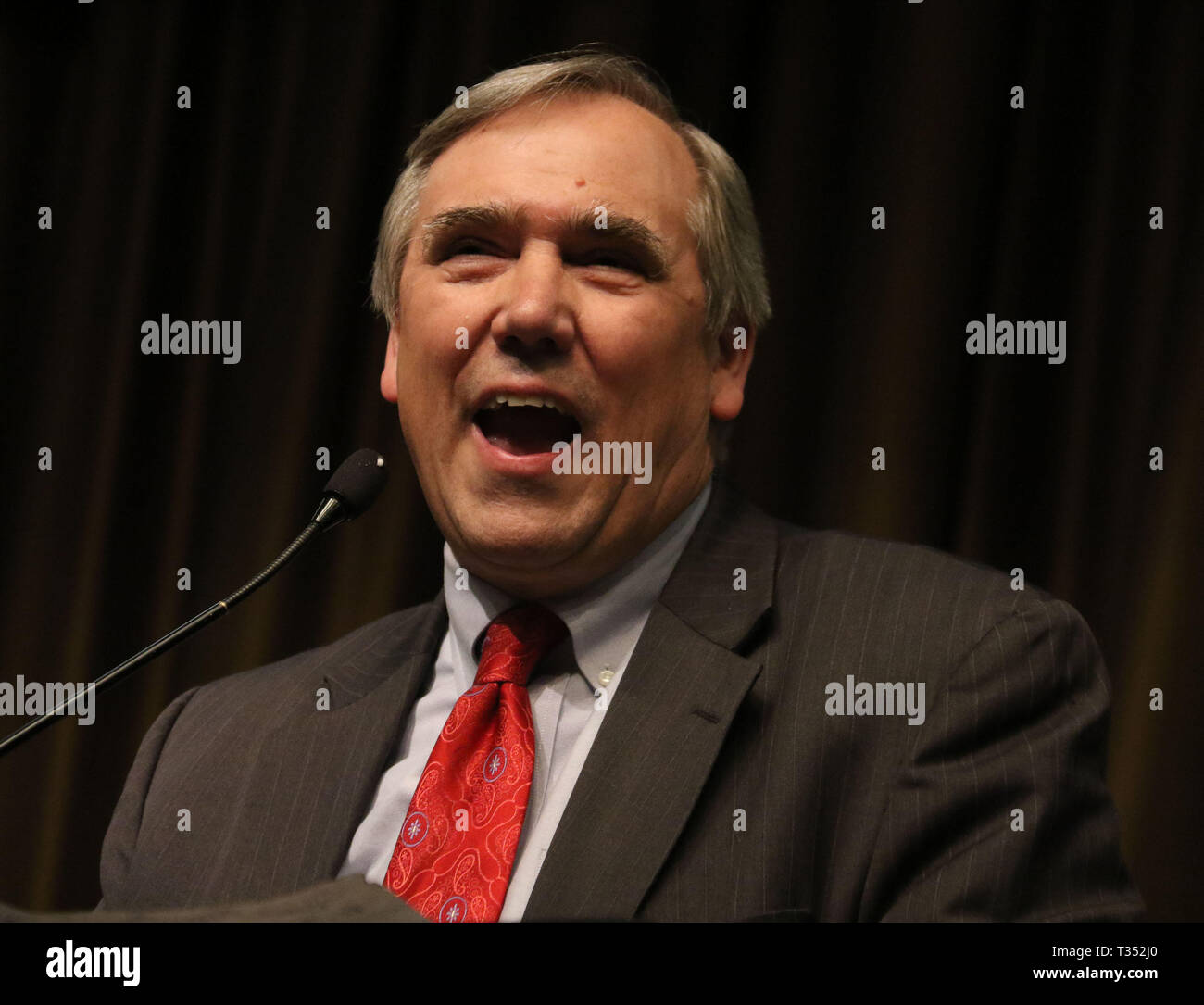 New York City, New York, USA. 5th Apr, 2019. Oregon Senator JEFF ...