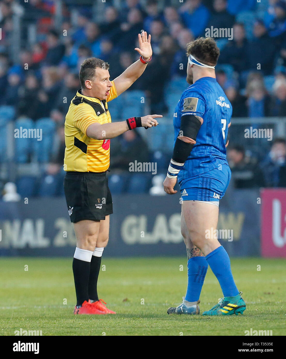 Nigel owens rugby referee hi-res stock photography and images - Alamy