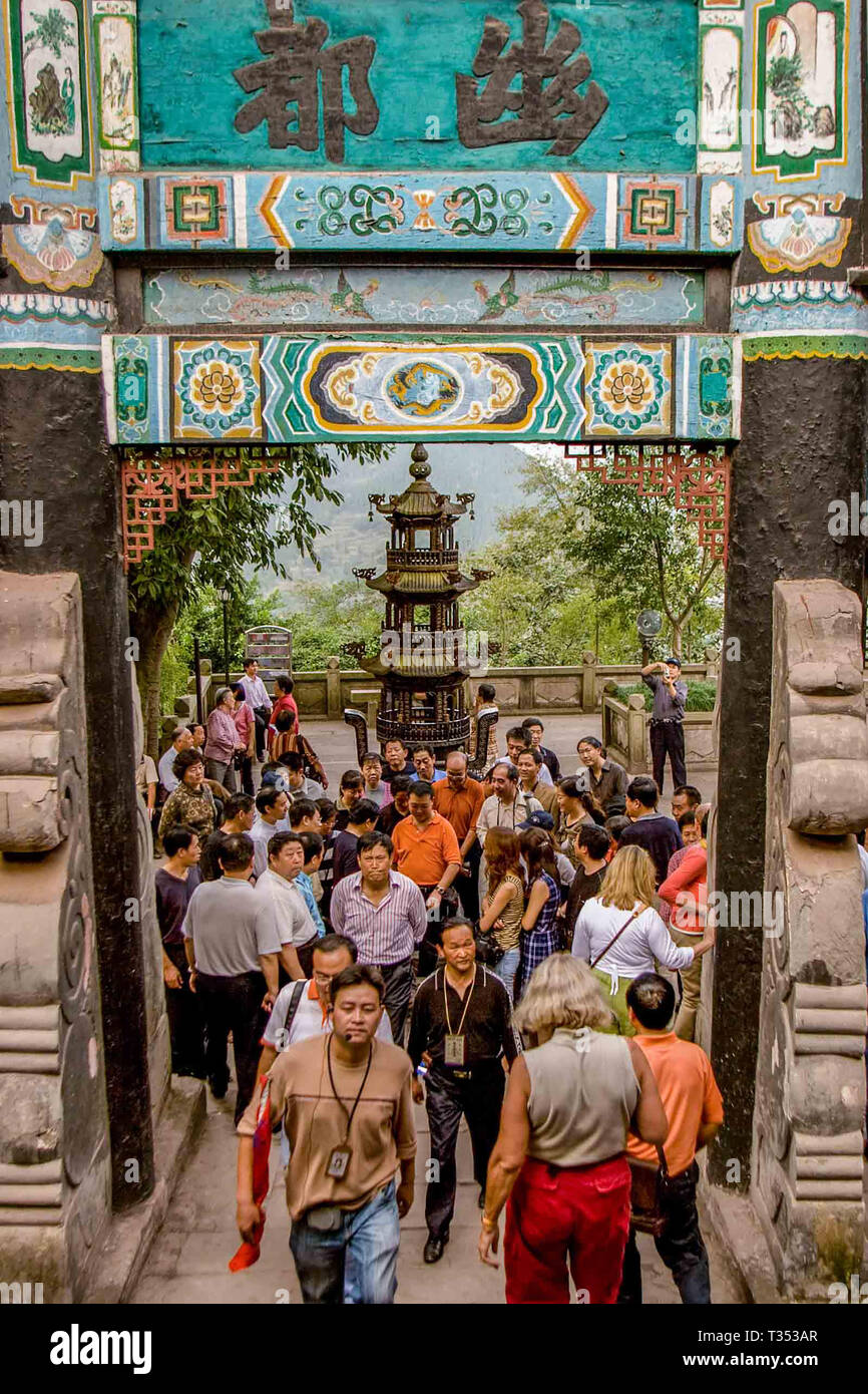 Fengdu County, Chongqing municipality, China. 22nd Oct, 2006. Ancient ...