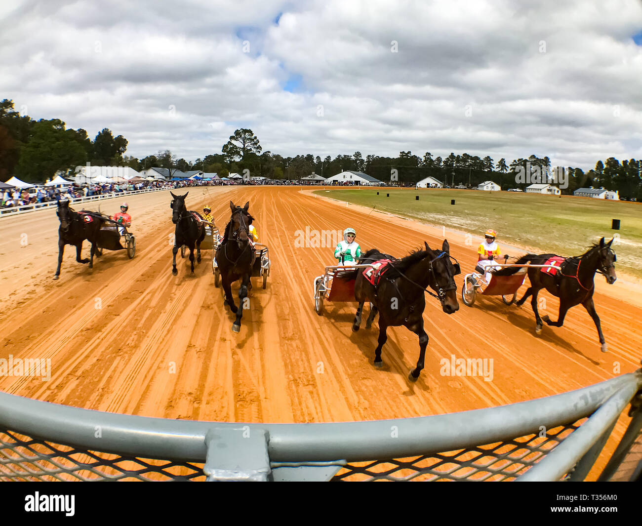 Sulky drivers hi-res stock photography and images - Alamy