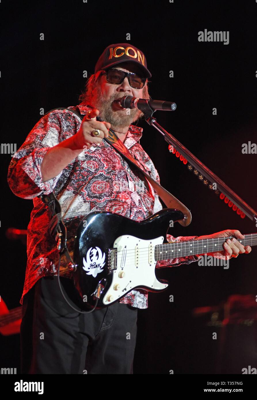 Hank Williams Jr In Concert High Resolution Stock Photography and ...