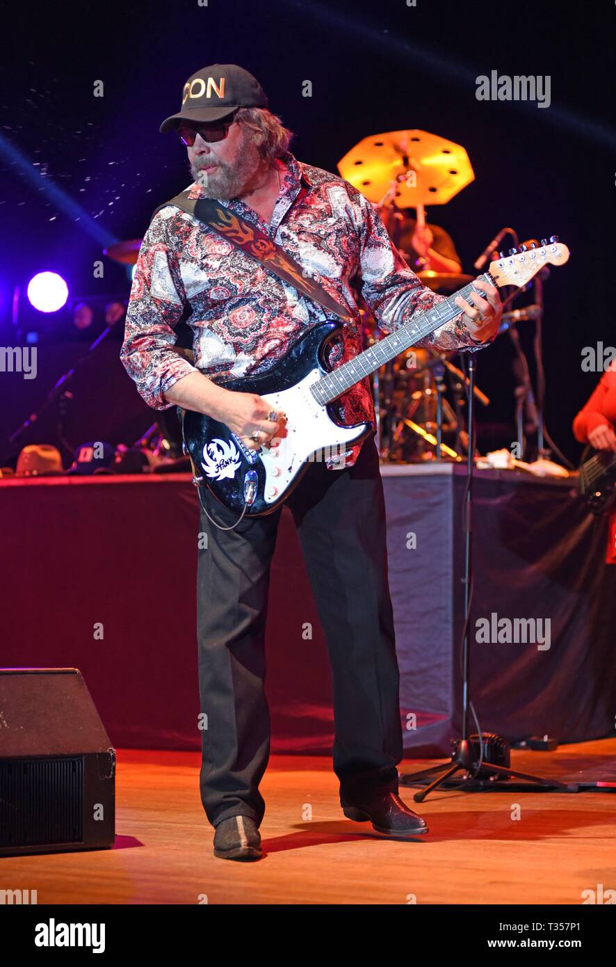 Hank Williams Jr In Concert High Resolution Stock Photography and ...