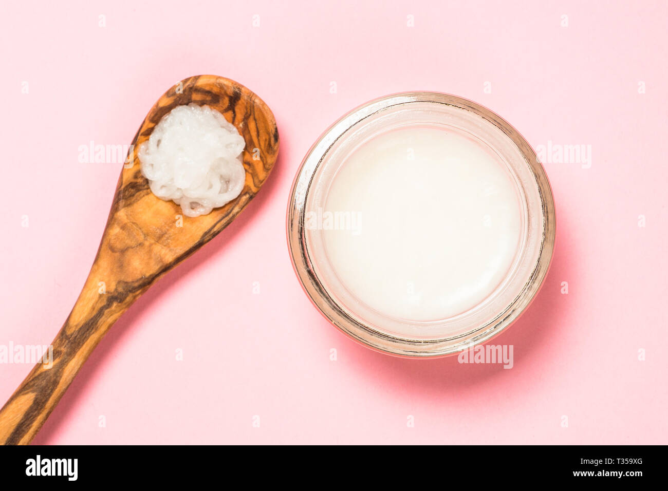 Coconut oil, natural cosmetic top view Stock Photo - Alamy