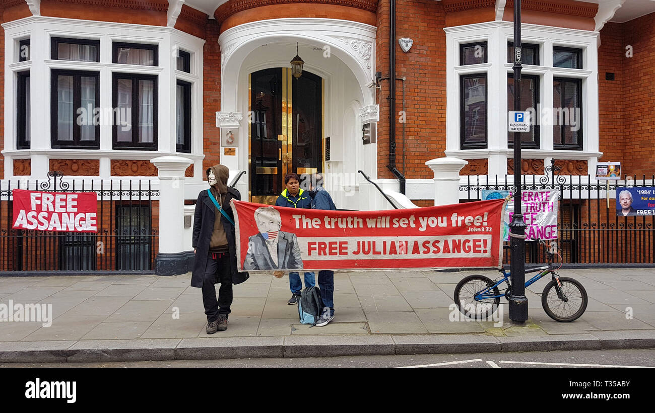 A Large Crowd And Press Reporters at The Ecuadorian Embassy After ...