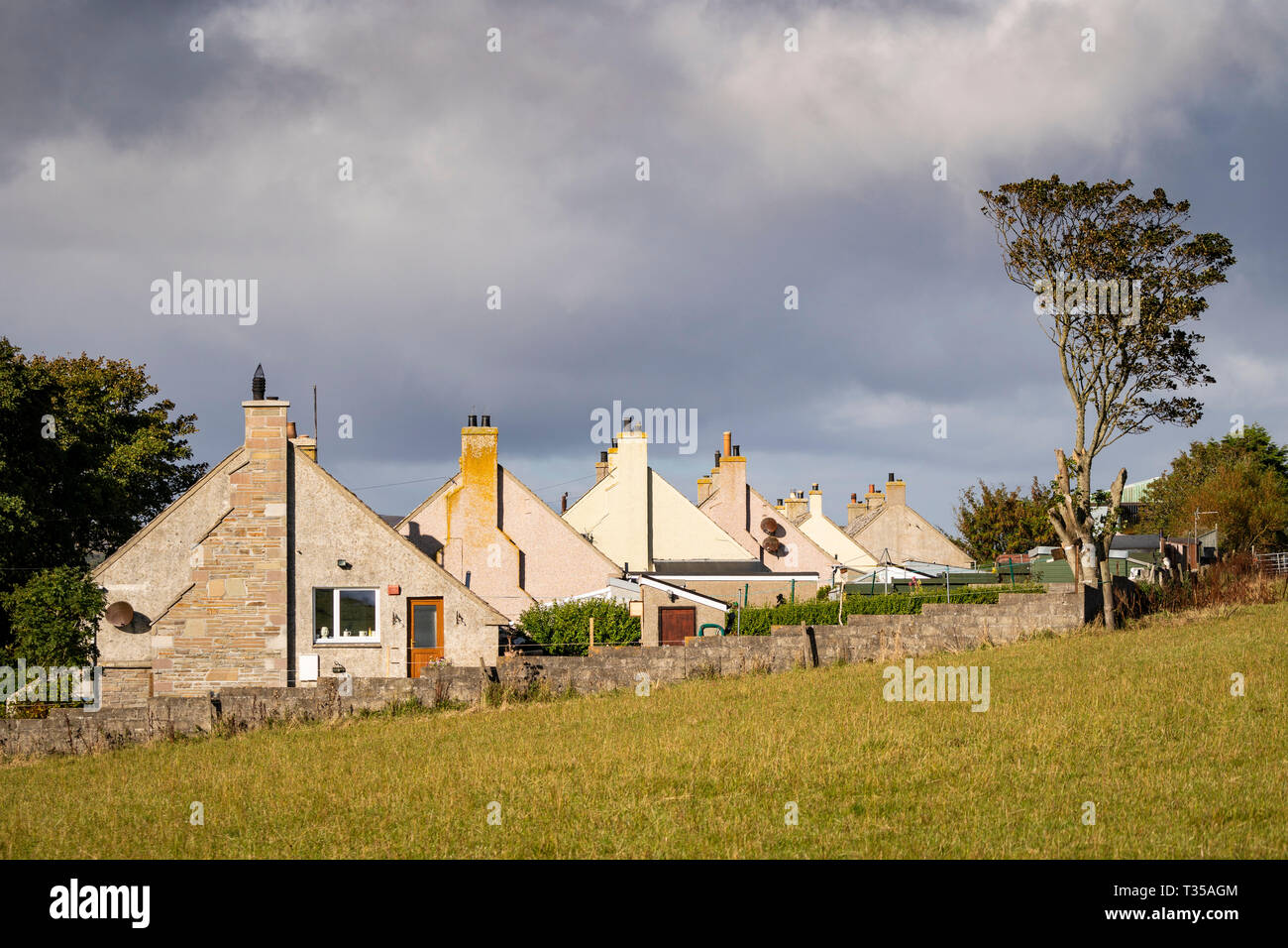 Staggered houses hi-res stock photography and images - Alamy