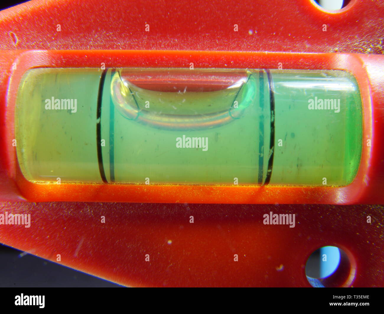 Level bubble hi-res stock photography and images - Alamy