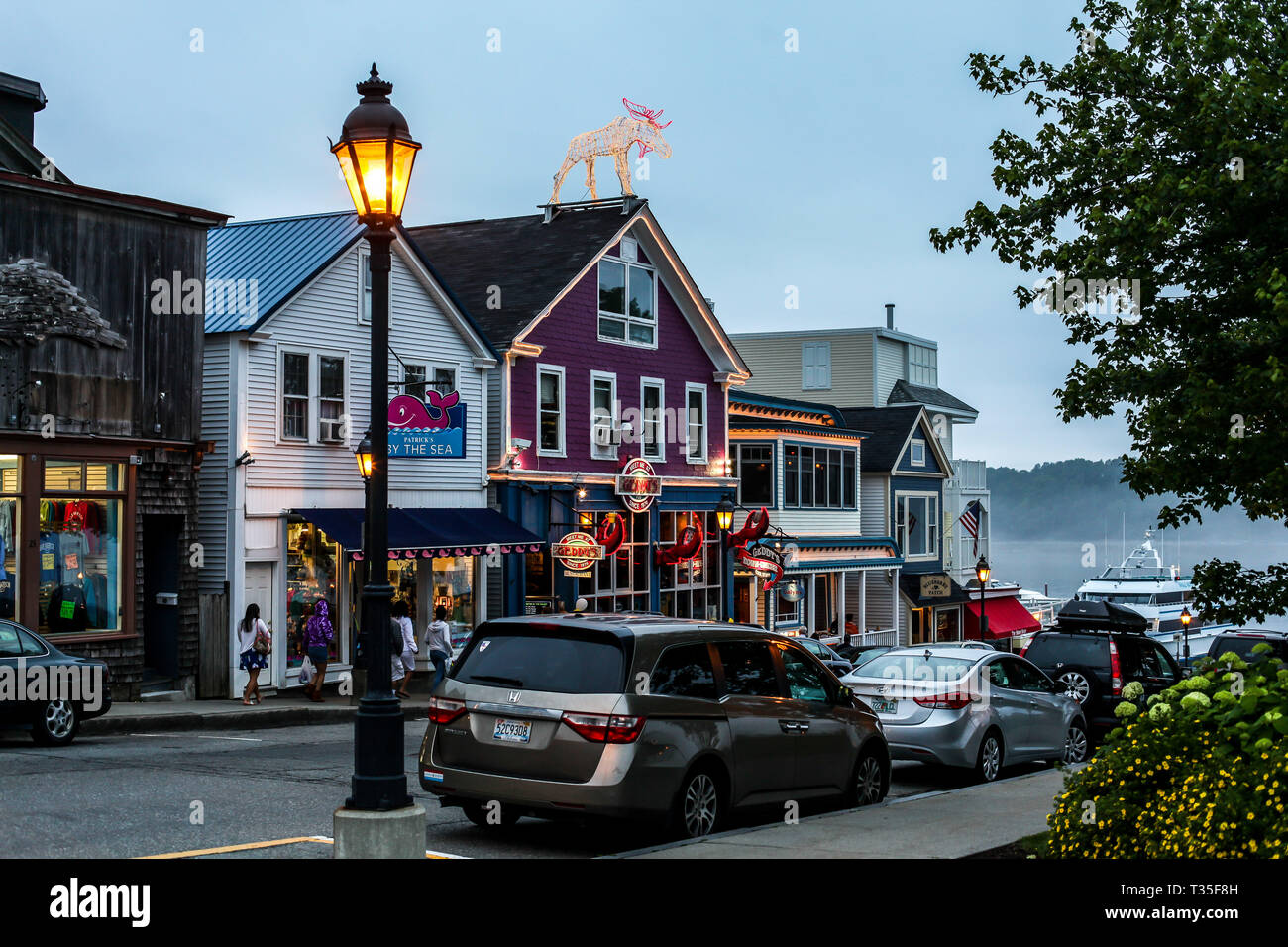Bar harbor maine street hi-res stock photography and images - Alamy