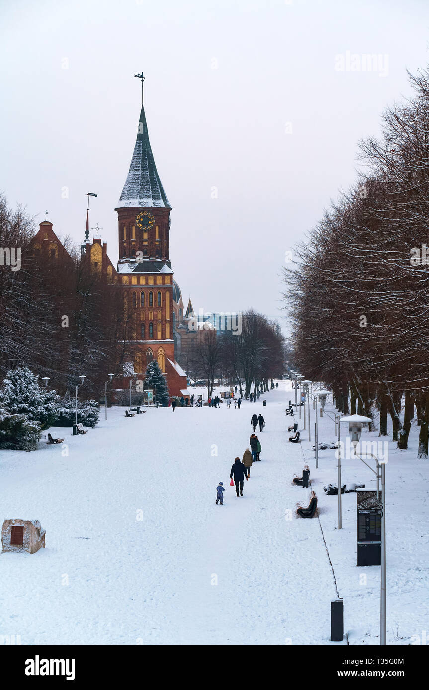 Cathedral in Kaliningrad, grave of Immanuel Kant in Kaliningrad ...