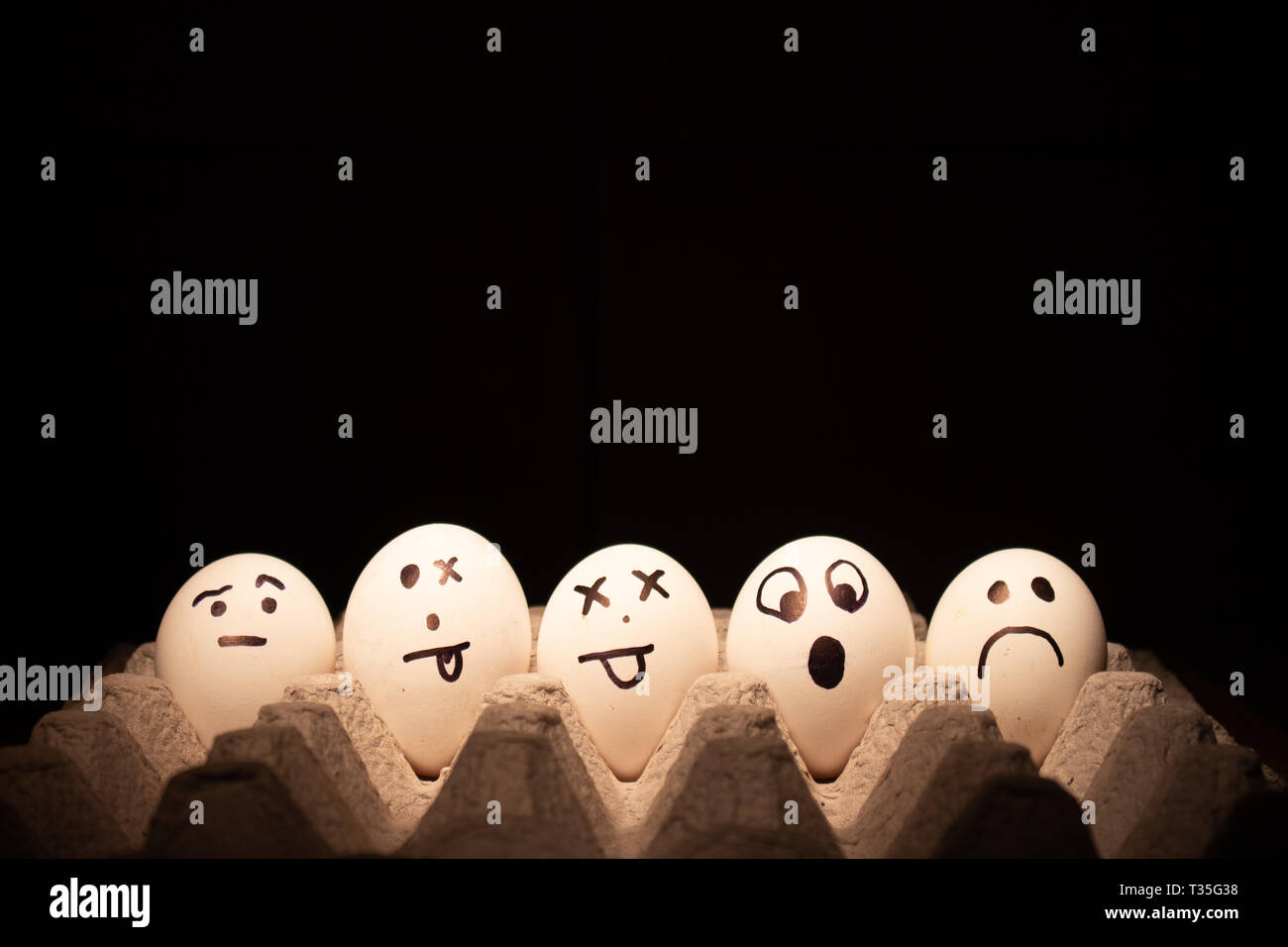 Cute chicken cartoon hi-res stock photography and images - Alamy