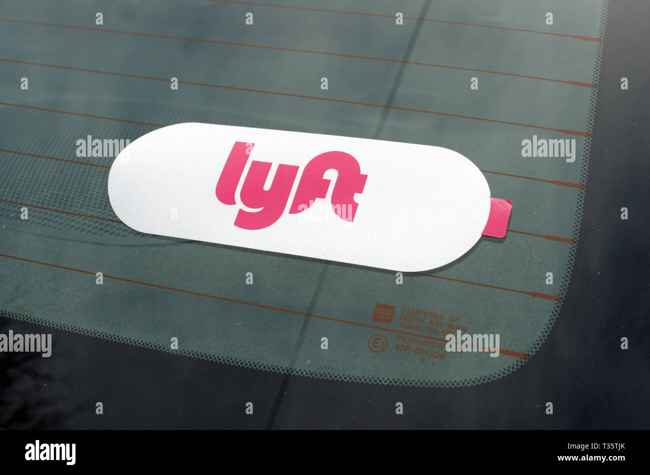 Passenger getting inside lyft hi-res stock photography and images - Alamy
