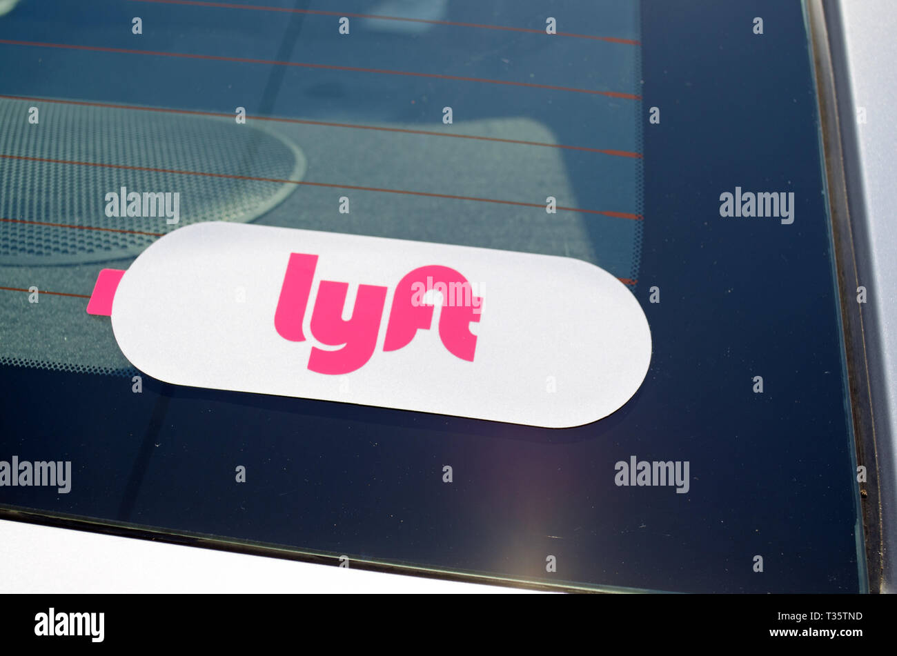 Passenger getting inside lyft hi-res stock photography and images - Alamy
