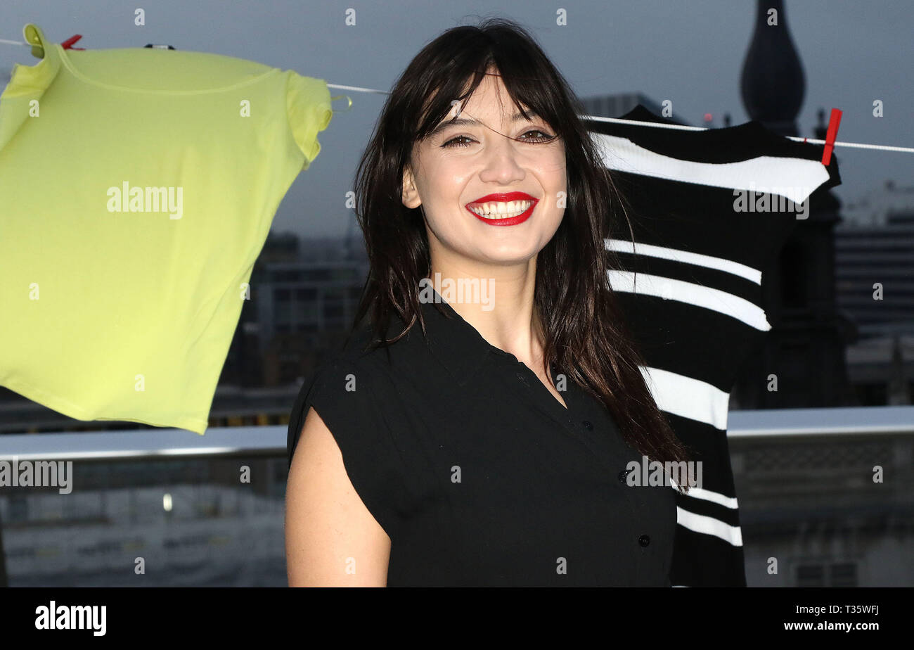 Madison rooftop terrace in london hi-res stock photography and images ...