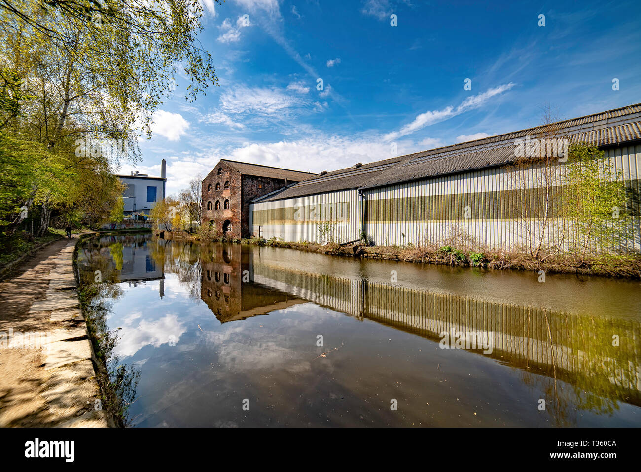 Sheffield rotherham canal hi-res stock photography and images - Alamy