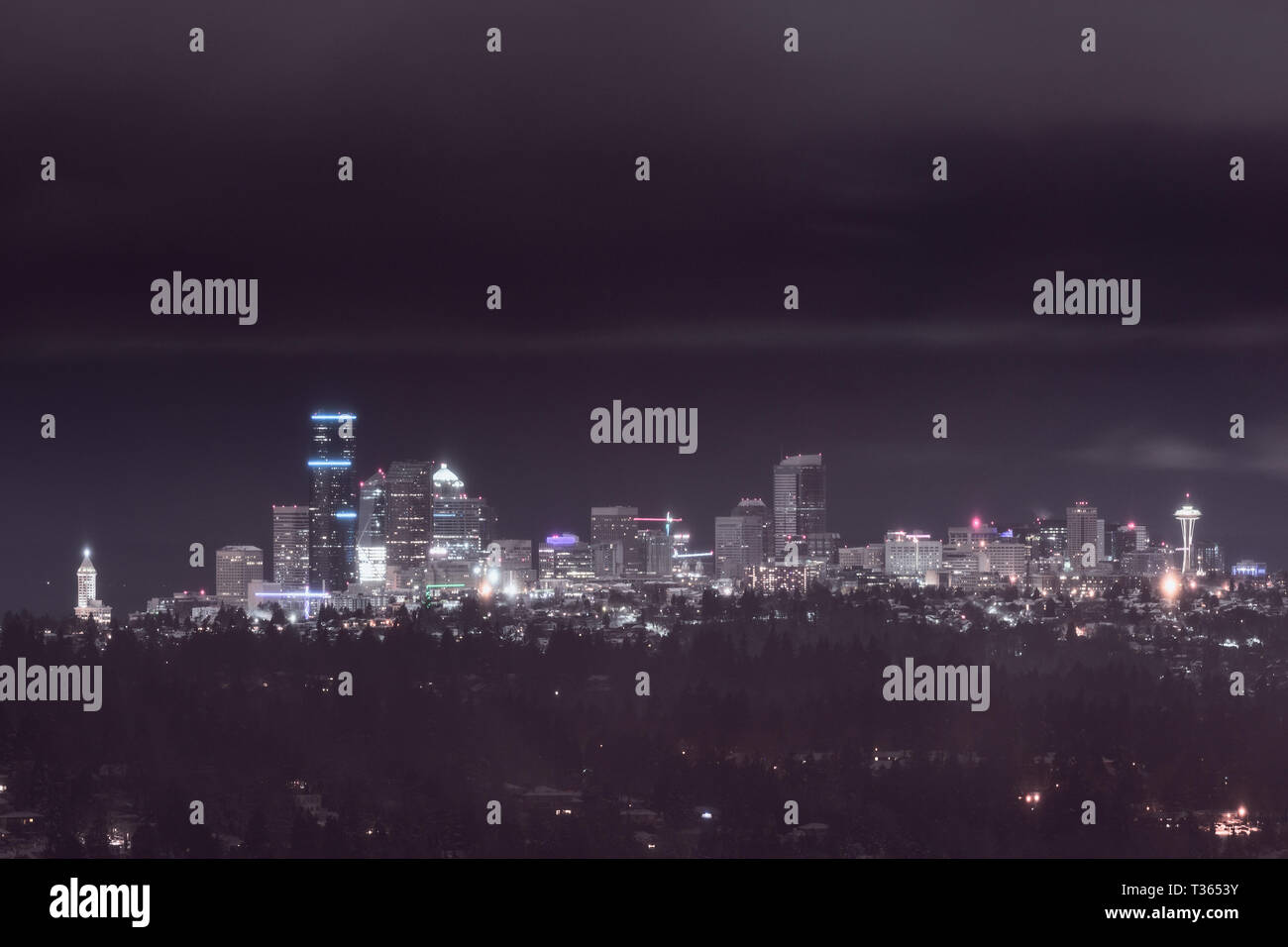 Downtown seattle winter hi-res stock photography and images - Alamy