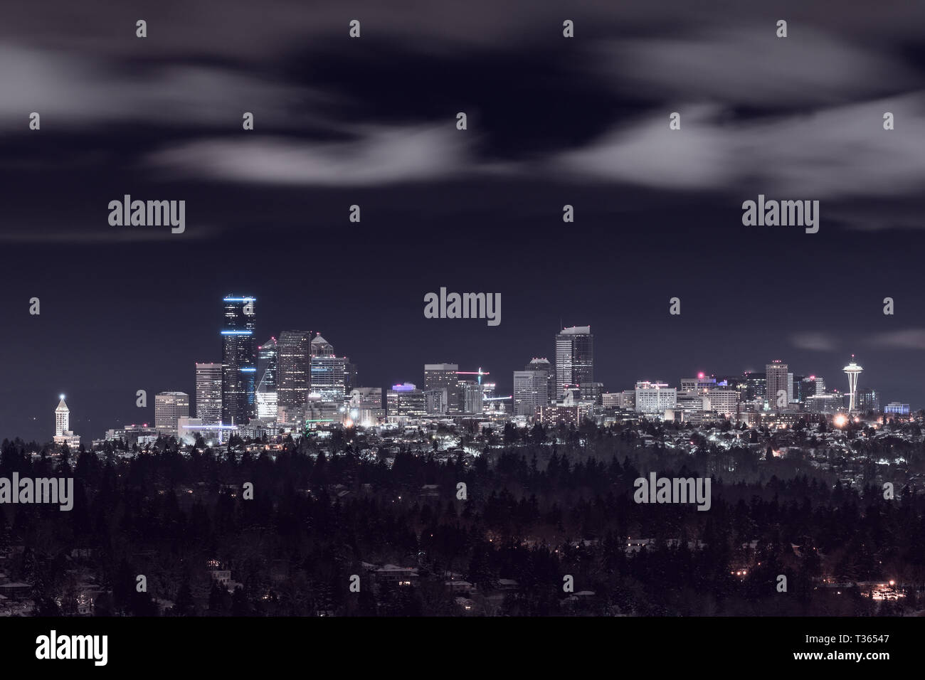 Downtown seattle winter hi-res stock photography and images - Alamy