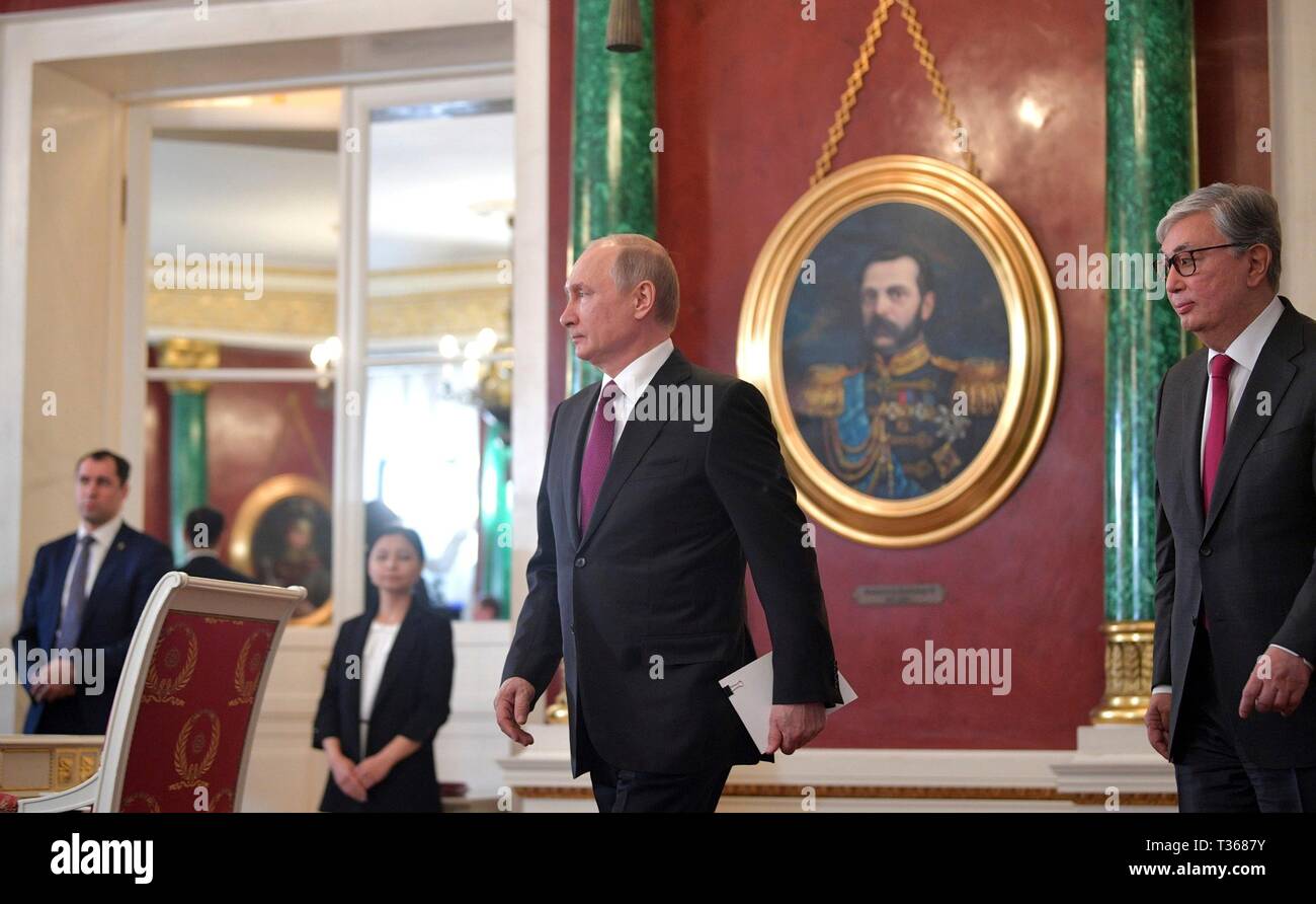 Kassym jomart tokayev hi-res stock photography and images - Alamy