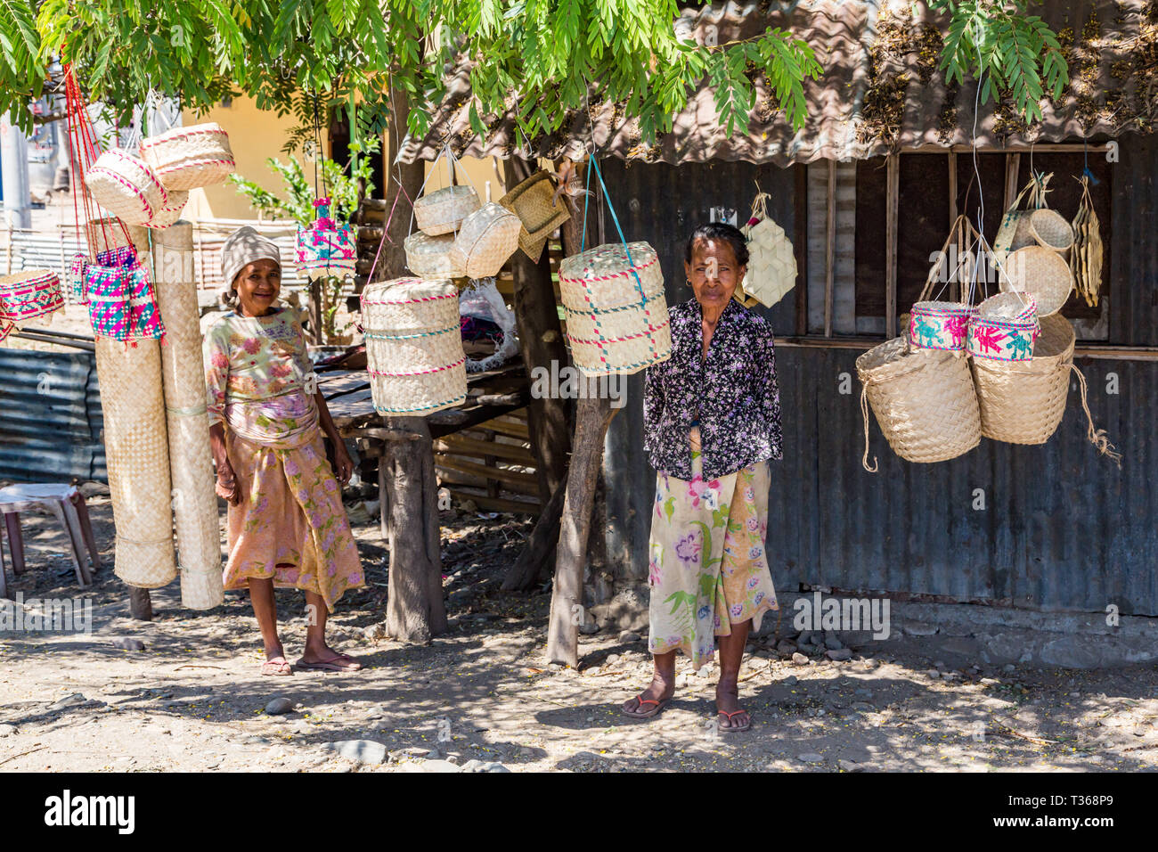 Women timor leste hi-res stock photography and images - Alamy
