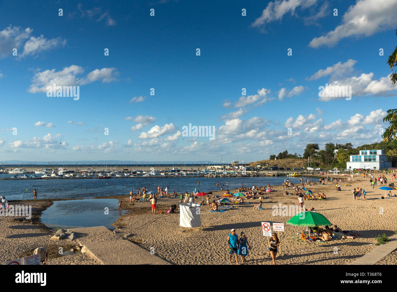 CHERNOMORETS, BULGARIA - AUGUST 11, 2018: Sunset view of beach of ...