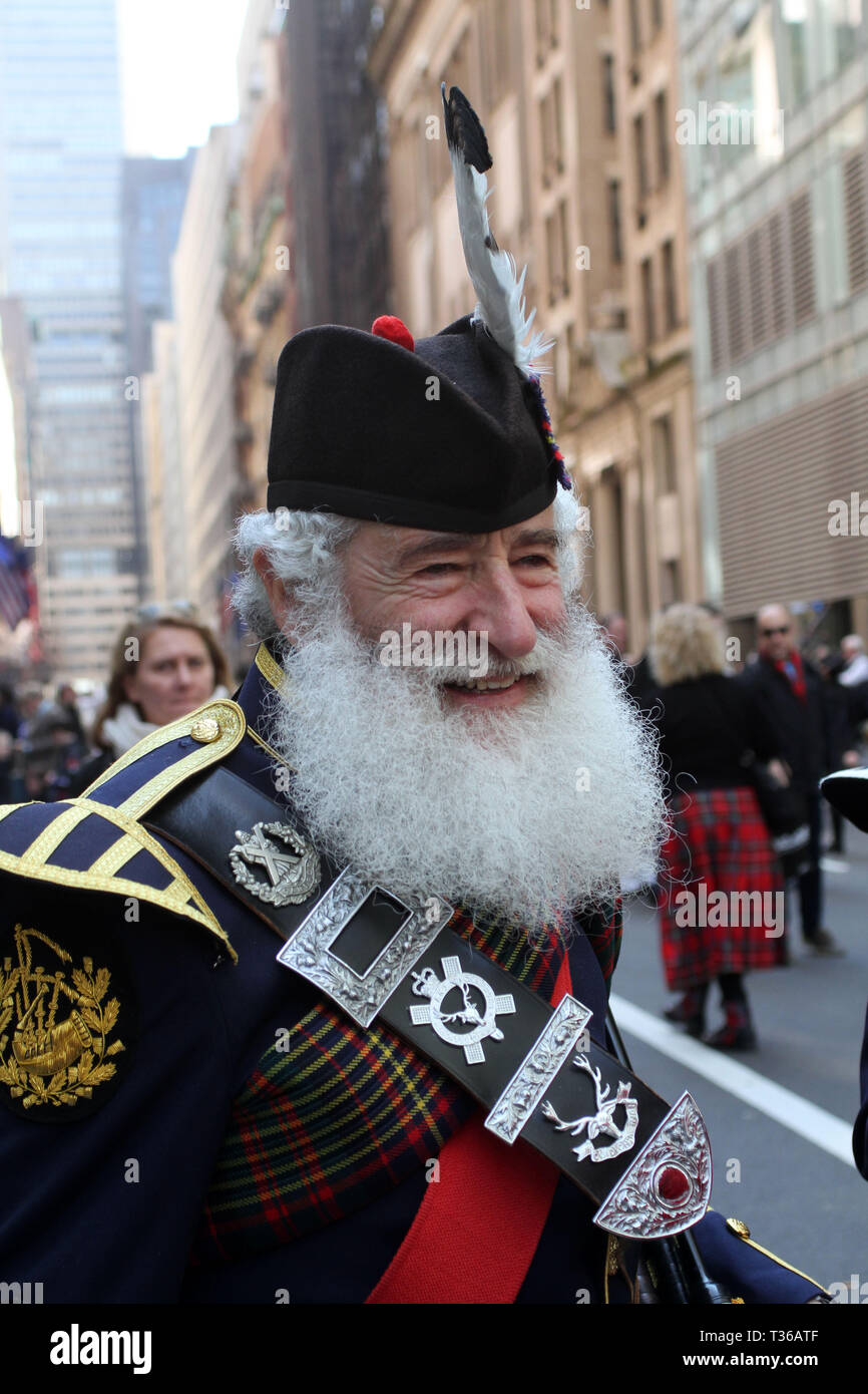 Billy connelly hi-res stock photography and images - Alamy