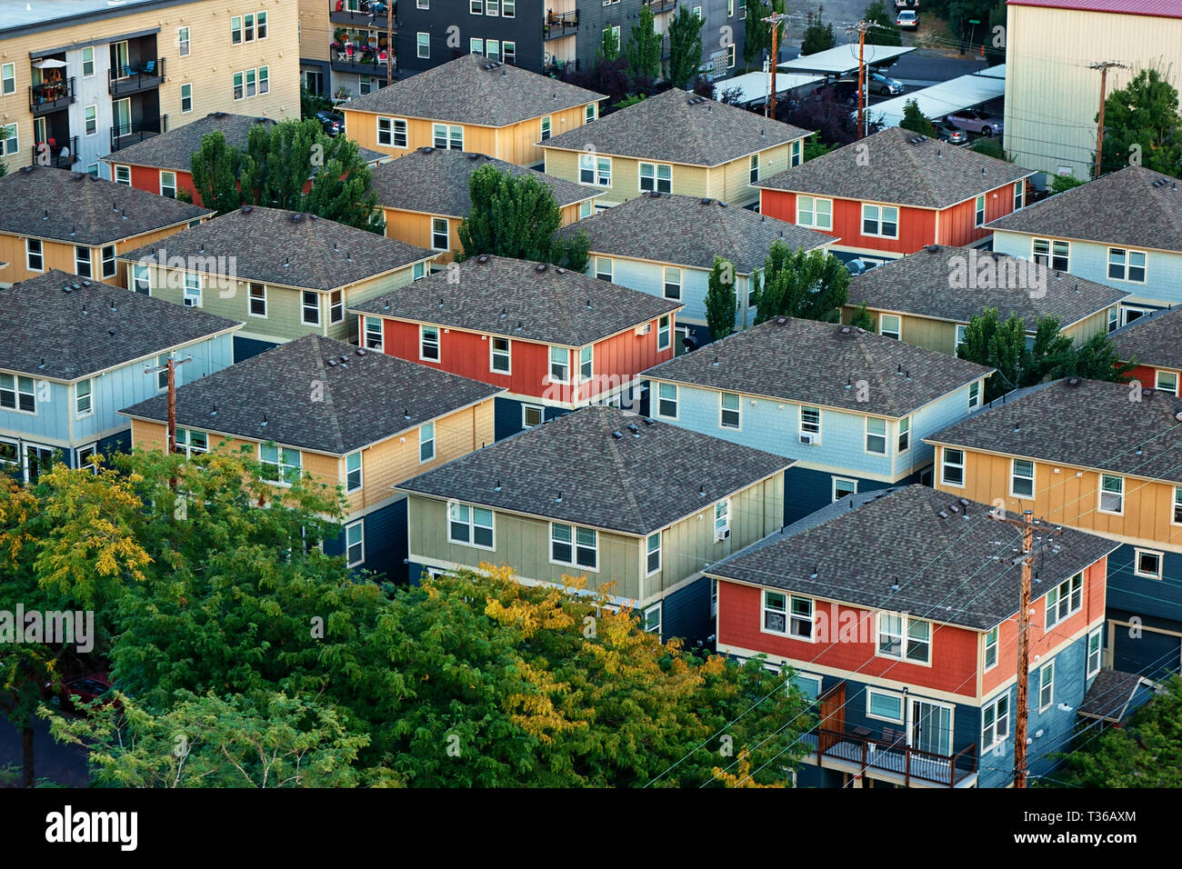 Identical houses hi-res stock photography and images - Alamy