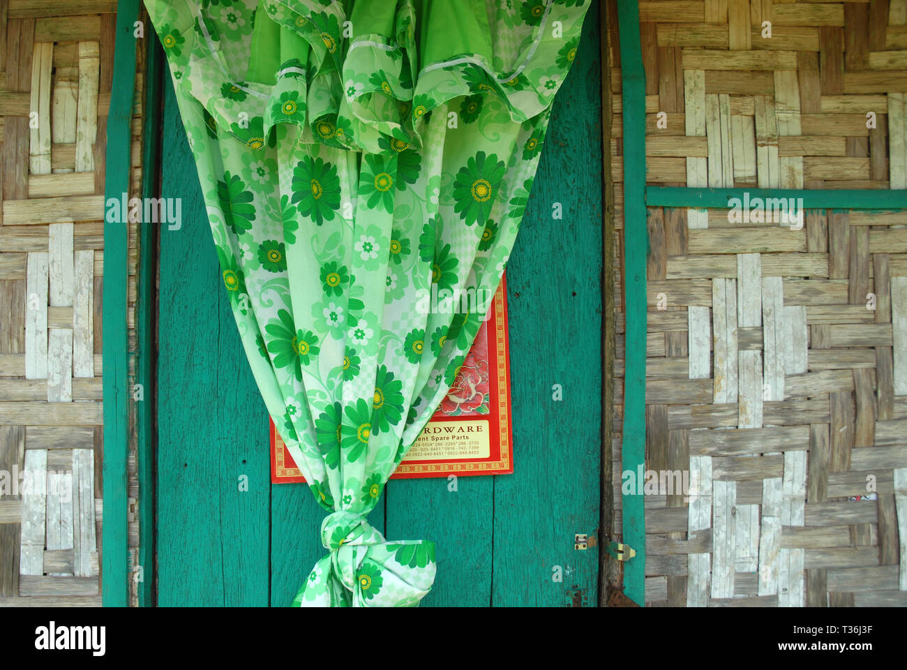 Traditional bamboo house philippines hi-res stock photography and ...