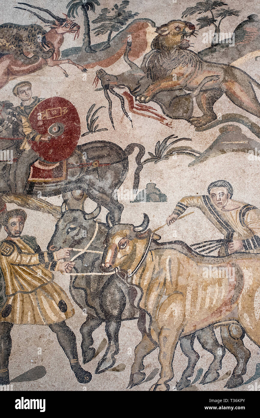 Famous mosaics and mosiac art of hunting scenes at ancient Roman Villa ...