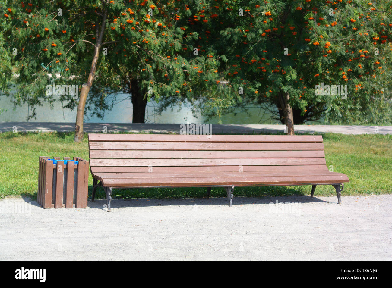 bench at dry sunny day Stock Photo - Alamy
