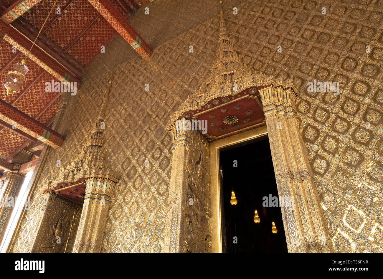 grade palace decoration on wall in Bangkok, Asia Stock Photo - Alamy