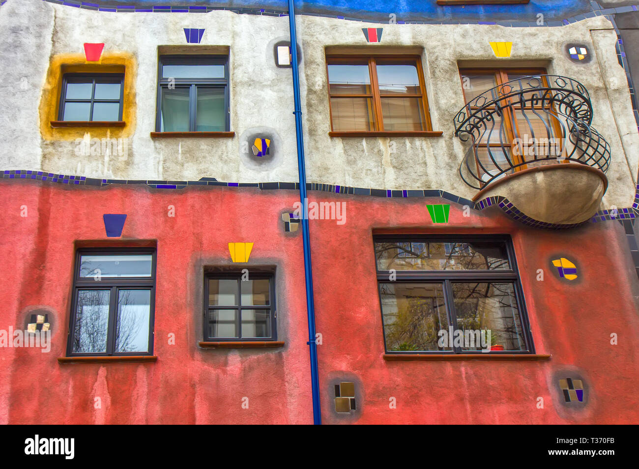 Hundertwasser house in Vienna Austria - modern architecture Stock Photo ...