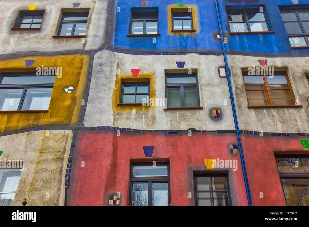 Hundertwasser house in Vienna Austria - modern architecture Stock Photo ...