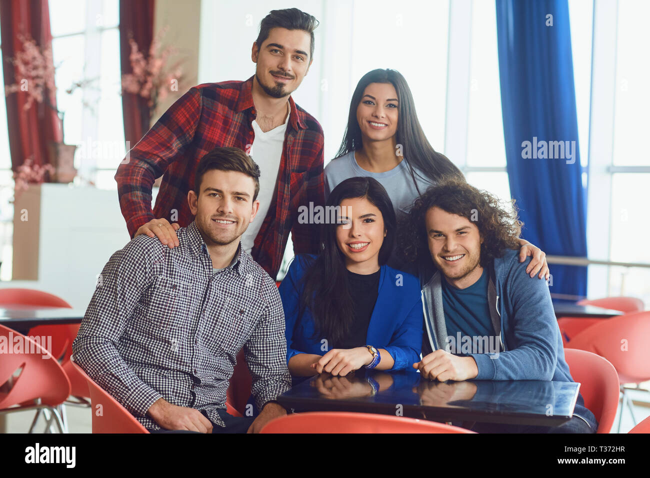 Cafe friends men hi-res stock photography and images - Alamy