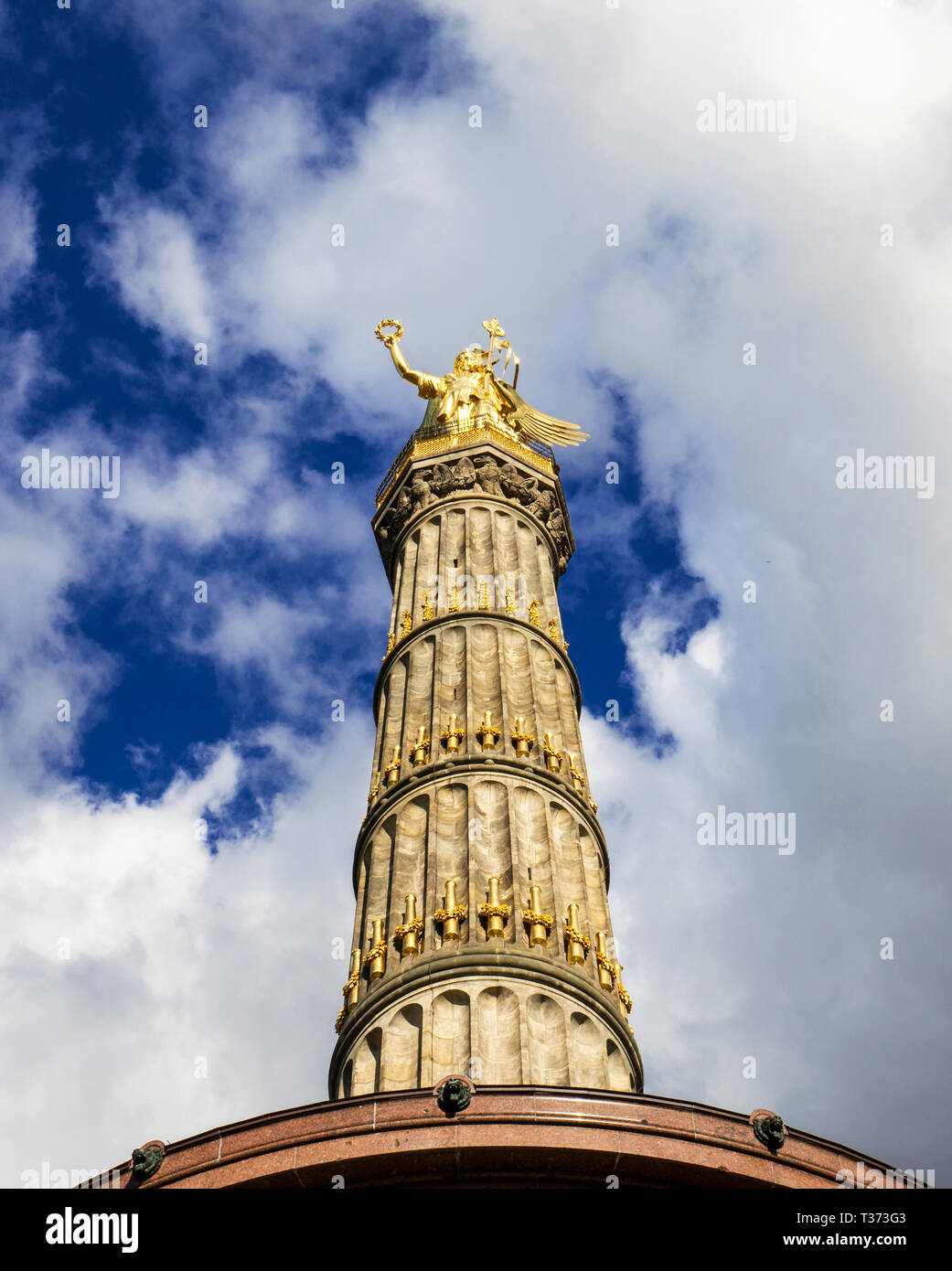 Golden Lizzy in Berlin, Germany Stock Photo - Alamy