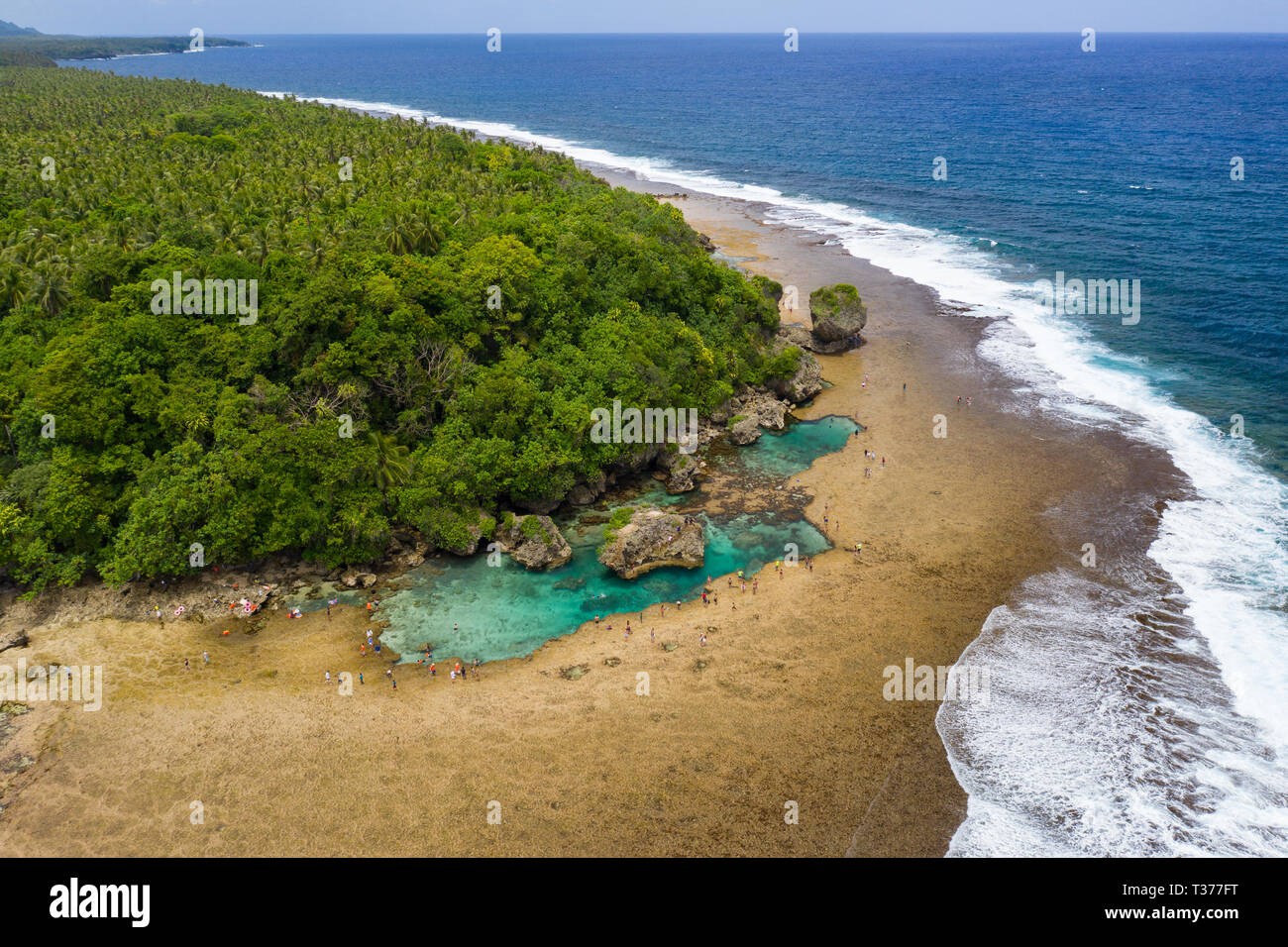 Shoreline tidal pools hi-res stock photography and images - Alamy