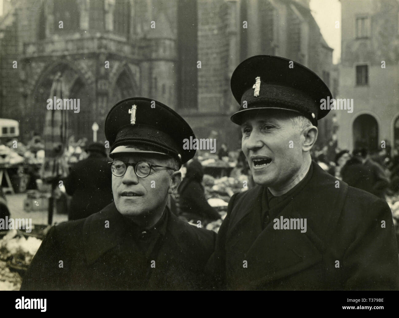 Two man with fascist uniforms, Italy 1930s Stock Photo - Alamy