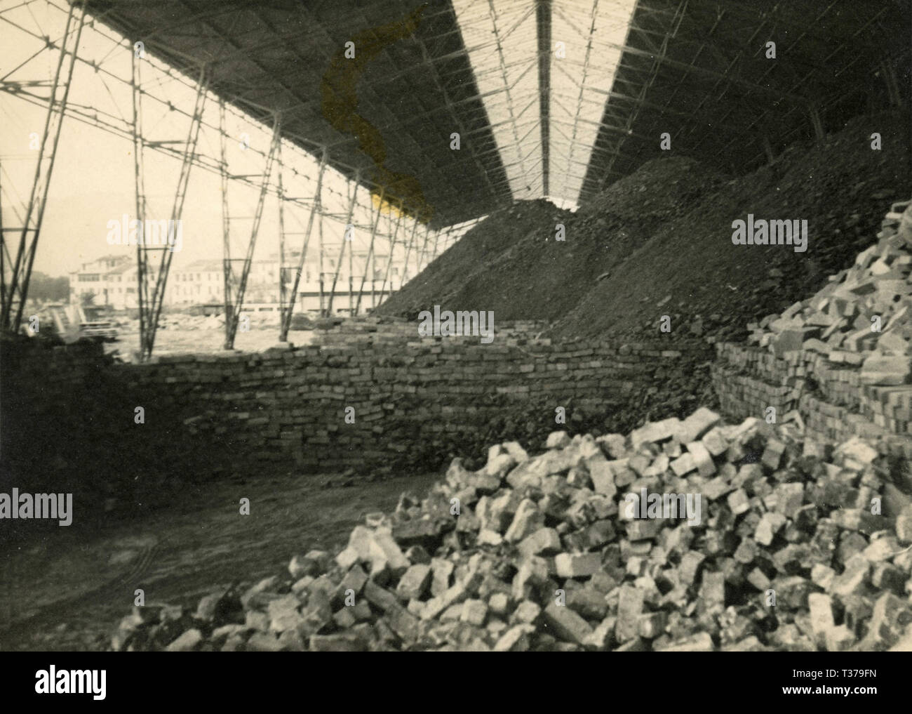 Brick factory at furnace Filippi, Castelnuovo di Magra, Italy 1950s ...